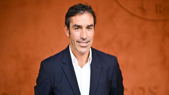 Robert Pirès rompe el prejuicio del silencio en el fútbol: "La gente se ...