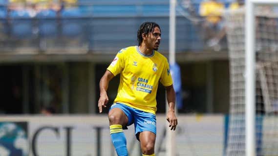 Saúl Coco se despide de Las Palmas y firma por el Torino hasta 2028 ...