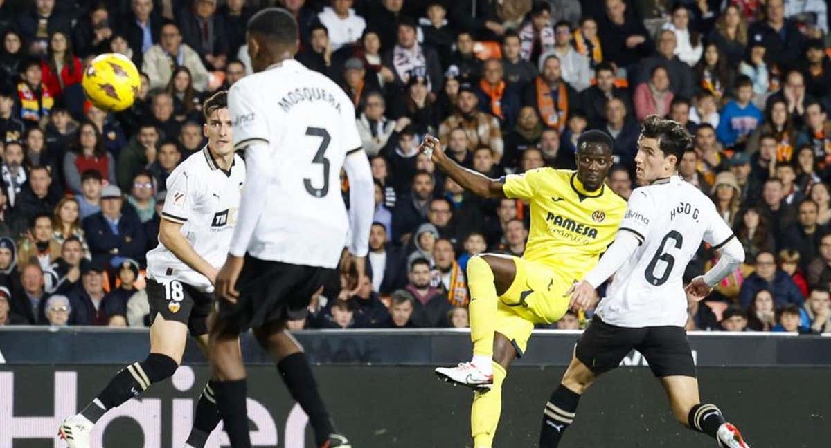 Valencia 1 - Villarreal 1: resumen, goles y resultado del partido de LALIGA EA Sports | Relevo